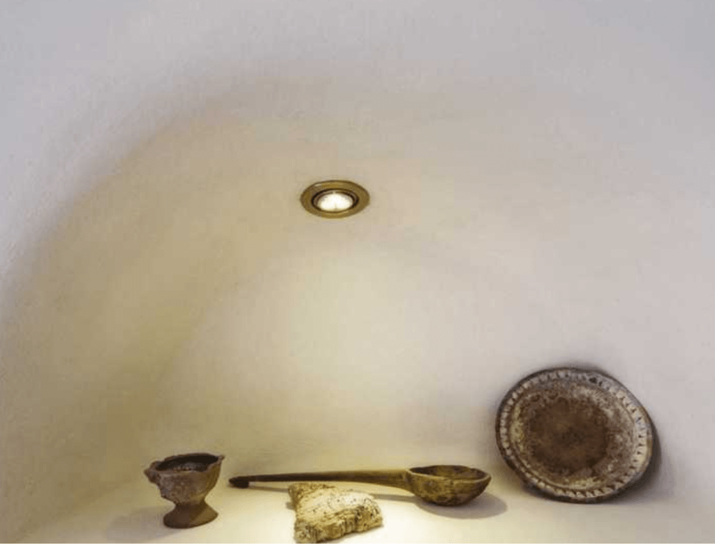 Deluxe Cave – AZALEA HOUSES